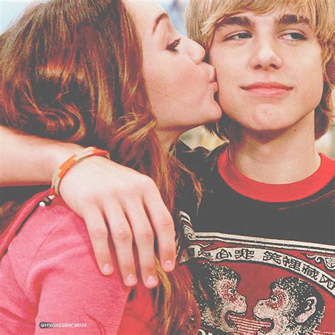 Miley And Jake Hannah Montana Forever Photo 12416175 Fanpop