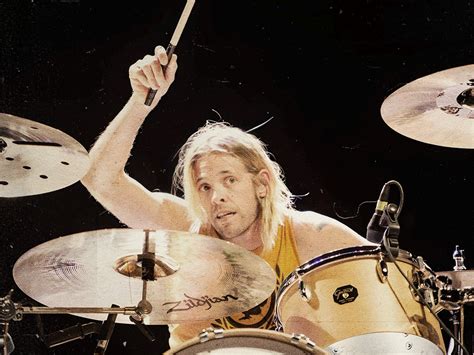 Taylor Hawkins Son Shane Joins Foo Fighters On Stage At Boston Cal