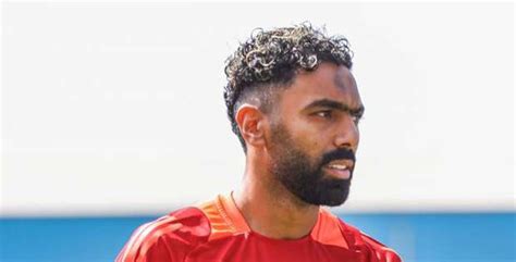 الوطن سبورت حسين الشحات التتويج بكأس العالم للأندية حلم للاعبي