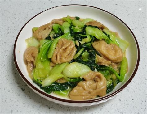 【美味营养油面筋炒青菜图片】依依9668下厨房