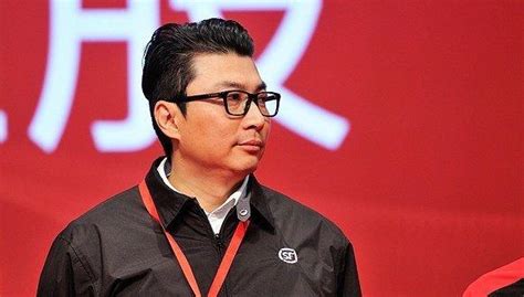 不知妻美劉強東，悔創阿里馬雲，還有順豐不快王衛，網友：真會玩 每日頭條