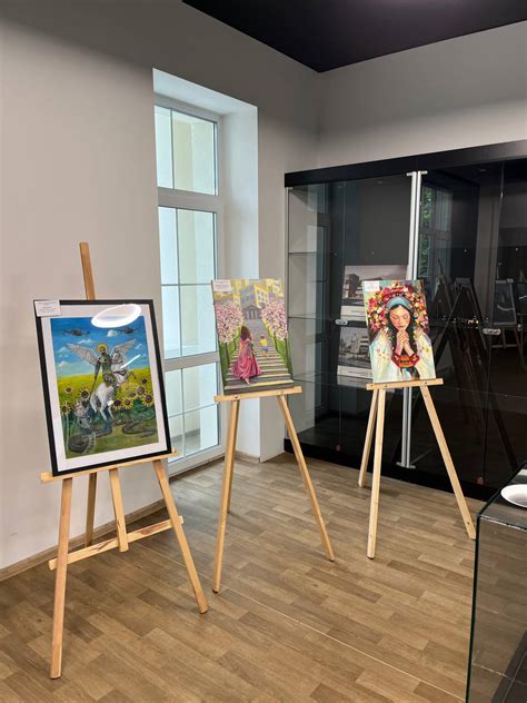 Маріупольська Маріупольська художня школа ім А І Куїнджі