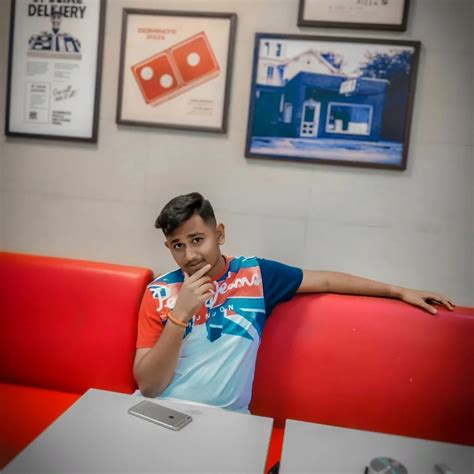 𝐀𝐊𝐀𝐑𝐒𝐇 🦅 Being Akarsh • Instagram Photos And Videos