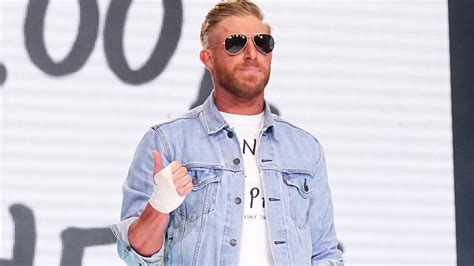 Orange Cassidy Defeats Rey Fenix Re Gains Aew International Title On Dynamite
