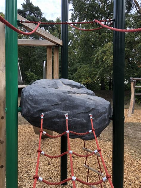 Hovering Rocks Goric Marketing Group Usa Inc