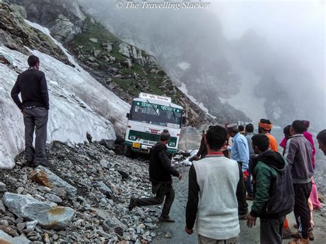 Crossing Sach Pass On A Hrtc Bus The Travelling Slacker