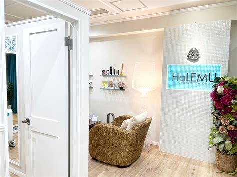 Halemu Celebrity Salon