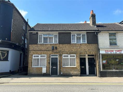 Clive Emson Auctioneers On Linkedin Auction Property Land Business Cliveemson Buytolet