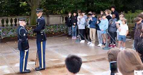 Dc Tomb Of The Unknown Soldier And Arlington Cemetery Tour Getyourguide
