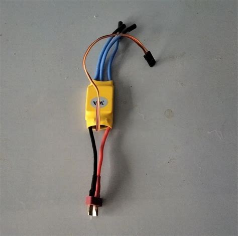 Single Phase 350w Standard 30a Bldc Esc Electronic Speed Controller Connector At ₹ 350 Piece In