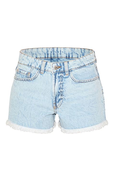 Light Blue Wash Mid Rise Basic Denim Shorts Denim Prettylittlething