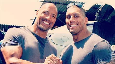 Behind The Scenes Look At Our Favorite Actors And Their Stunt Doubles