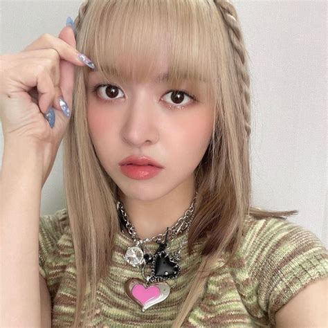 Pin De Allie Acuff En Gg Photocards