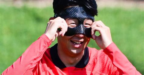 마스크 손흥민 부상 회복 문제 없을 것 英 매체