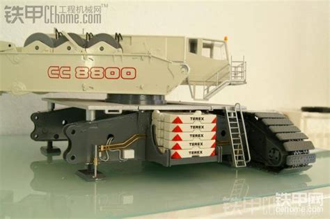 Terex Demag Cc8800履带起重机（3200吨级别）模型铁甲工程机械论坛