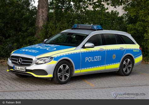 Einsatzfahrzeug BWL4 4643 MB E 220d T Modell FuStW A D BOS