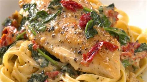 Poulet à la toscane à la sauce succulente une vraie tuerie