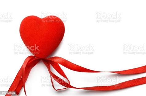 Photo Libre De Droit De Coeur Rouge Symbole De Lamour Isolé Sur Fond