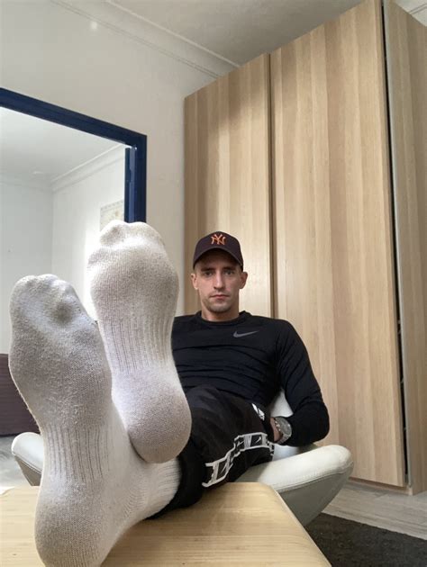 Alphamalefeet On Tumblr