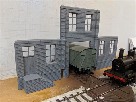 Haigh Sidings Inglenook Shunting Layout OO Gauge Page 2