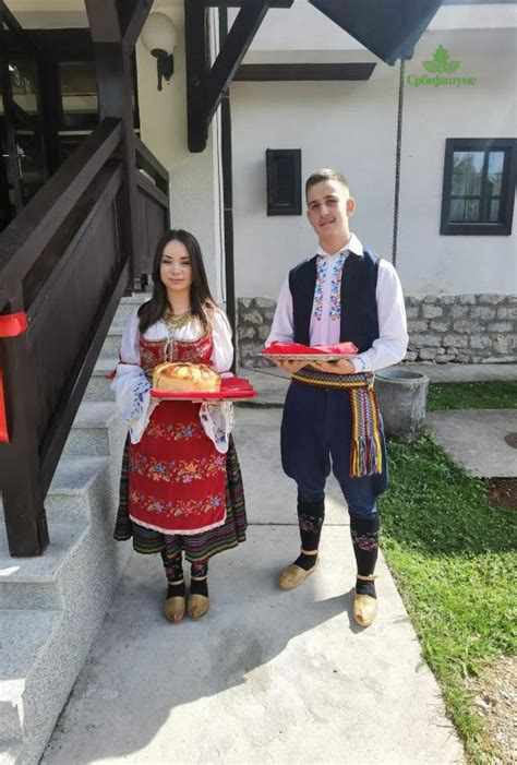 Реновирана шумска кућа на Воденој пољани Јавно предузеће „Србијашуме“