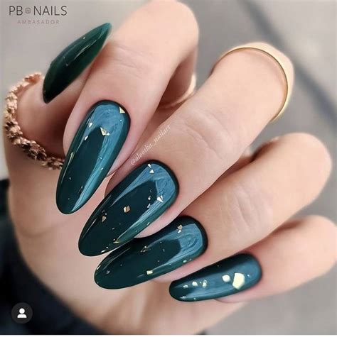 مدل ناخن سبز زمردی؛ زیباترین مدل ناخن واسه خوش سلیقه ها