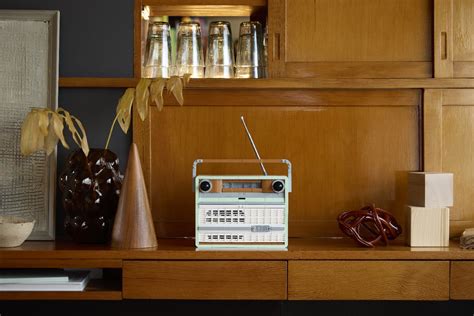 Lego Icons 10334 Retro Radio Mit Soundstein Vorgestellt