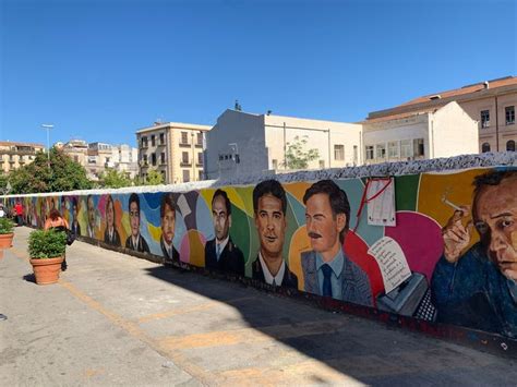 Palermo Murale Delle Vittime Innocenti Della Mafia Murale Della