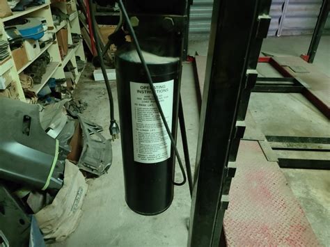 Stinger Vehicle Lift Agriculture Bigiron