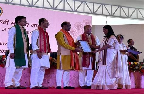 Convocation Of Mnit Jaipur जयपुर में Mnit का दीक्षांत समारोह लोकसभा स्पीकर ओम बिड़ला ने कहा