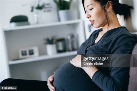 Pregnant Expansion 1 500 Stomach Expansion Stock Illustrations