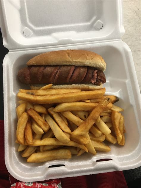 W Eats Rbrucedropemoff