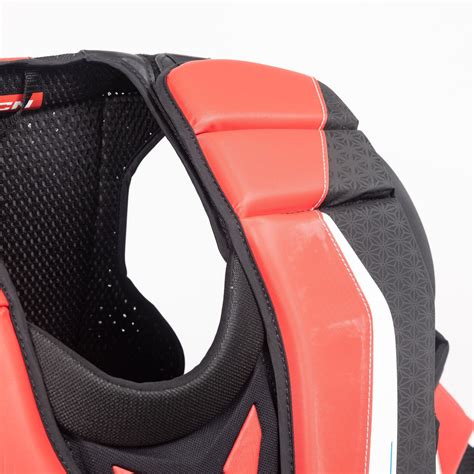 Ccm Extreme Flex E6 9 Senior Chest And Arm Protector