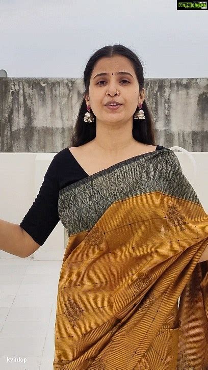 Actress Nanditha Jennifer Hd Instagram Photos And Wallpapers November
