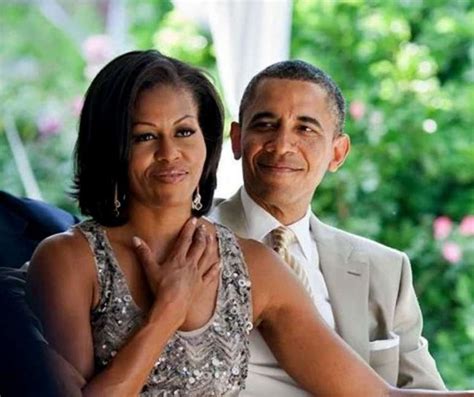 Barack E Michelle Obama São Fotografados Em Momento Indiscreto Confira
