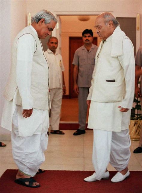 వాజ్‌పేయి అటల్‌తో పీవీ కలాం మోదీ సోనియా చంద్రబాబు జయలలిత కరుణ
