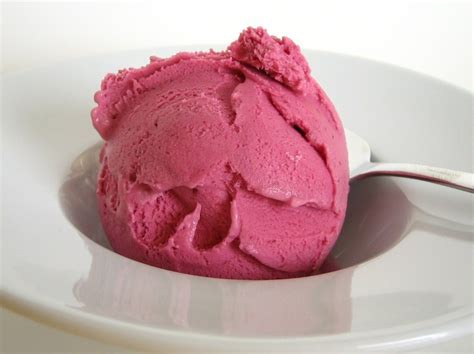 Glace Au Cassis Recettes De Glaces Et Sorbets Maison Avec Ou Sans