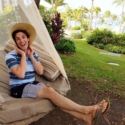 Matthew Patrick On Instagram “vacation Matpat Makes Fun Of Vacation