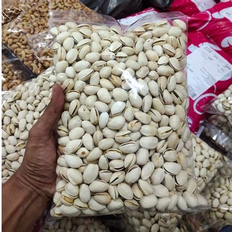 Cashew Nuts Kacang Gajus Goreng Mampu Milik Gajus Berkulit
