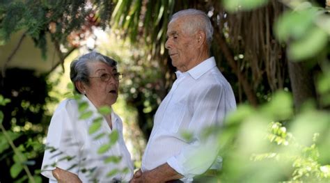 El Rol De Los Abuelos En La Sociedad Contemporánea Cooperativacl