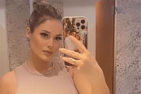 Cantora Nayara Vilela é Encontrada Morta Em Casa Aos 32 Anos Veja Vídeo