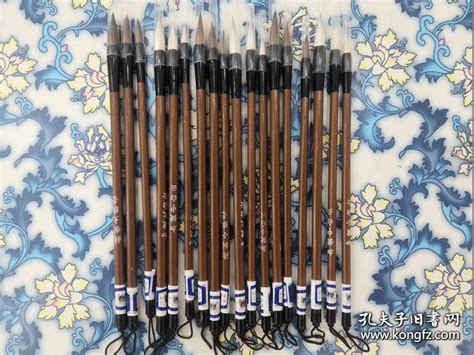 【图】24支合拍 书法用毛笔 精致狼毫笔大中小12支 加健白云笔 大中小12支 毛笔 文房四宝用品 书法 国画用笔 拍品信息 网上拍卖 拍卖图片 拍卖网 拍卖网站