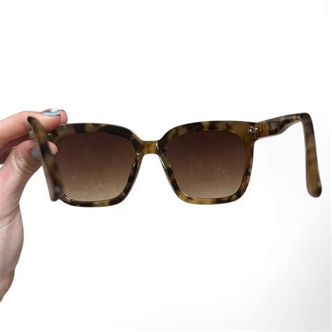 Brown Tortoise Shell Square Sunglasses With Uv Depop