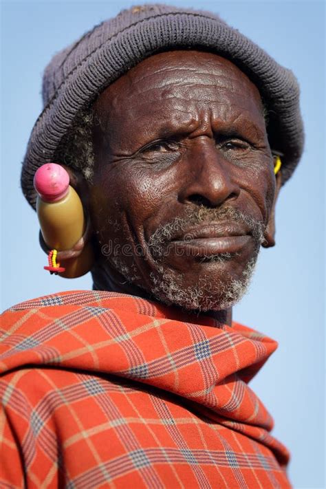 老maasai人在loitoktok，肯尼亚 编辑类照片 图片 包括有 文化 肯尼亚 部落 旅途 50245221