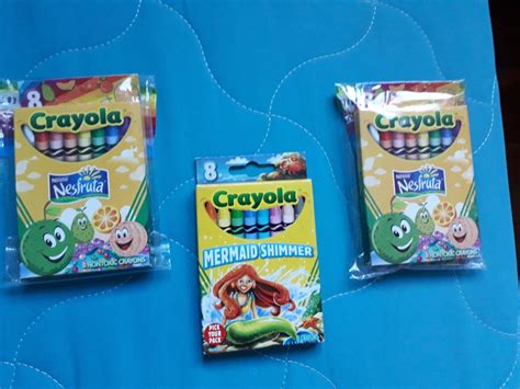 Crayola Crayons Hobbies And Toys Stationary And Craft Stationery