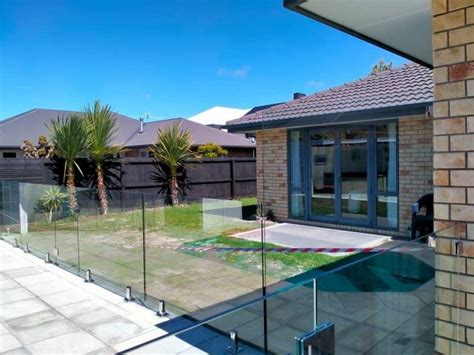 Canterbury Balustrade Glassstrut Canterbury Balustrades