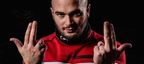 Jul Découvrez Les Scores De Rien 100 Rien Photo