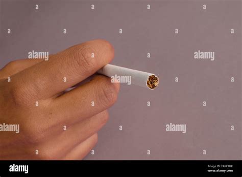 Wenig Teer Menthol Fotos Und Bildmaterial In Hoher Auflösung Alamy