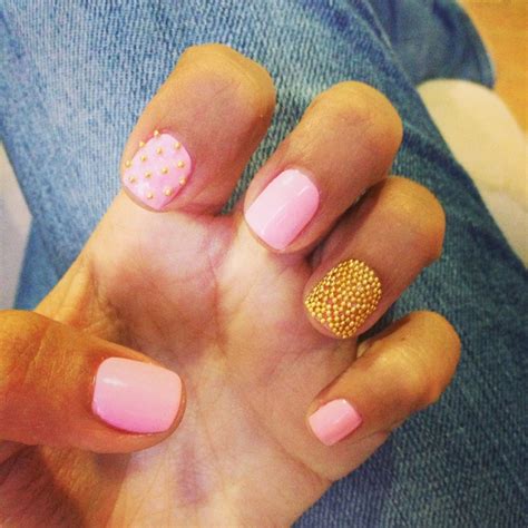 Caviar Nails Pink