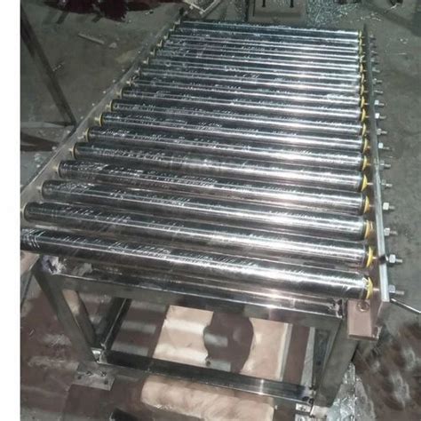 Stainless Steel Roller Conveyor Material Grade SS Capacity Kg M At Piece In